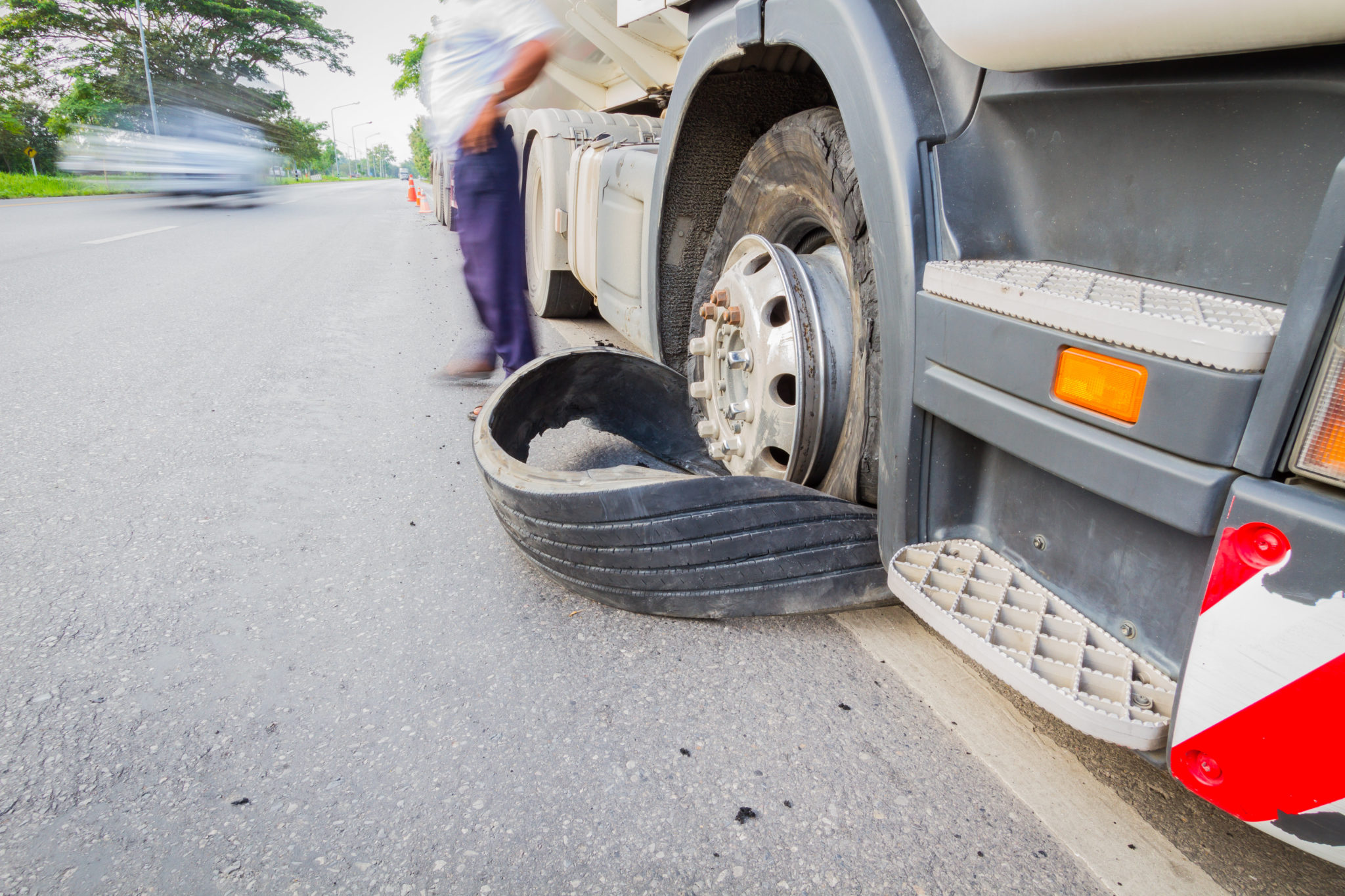 What To Do After A Truck Accident Following A Tire Blowout | Darrigo & Diaz